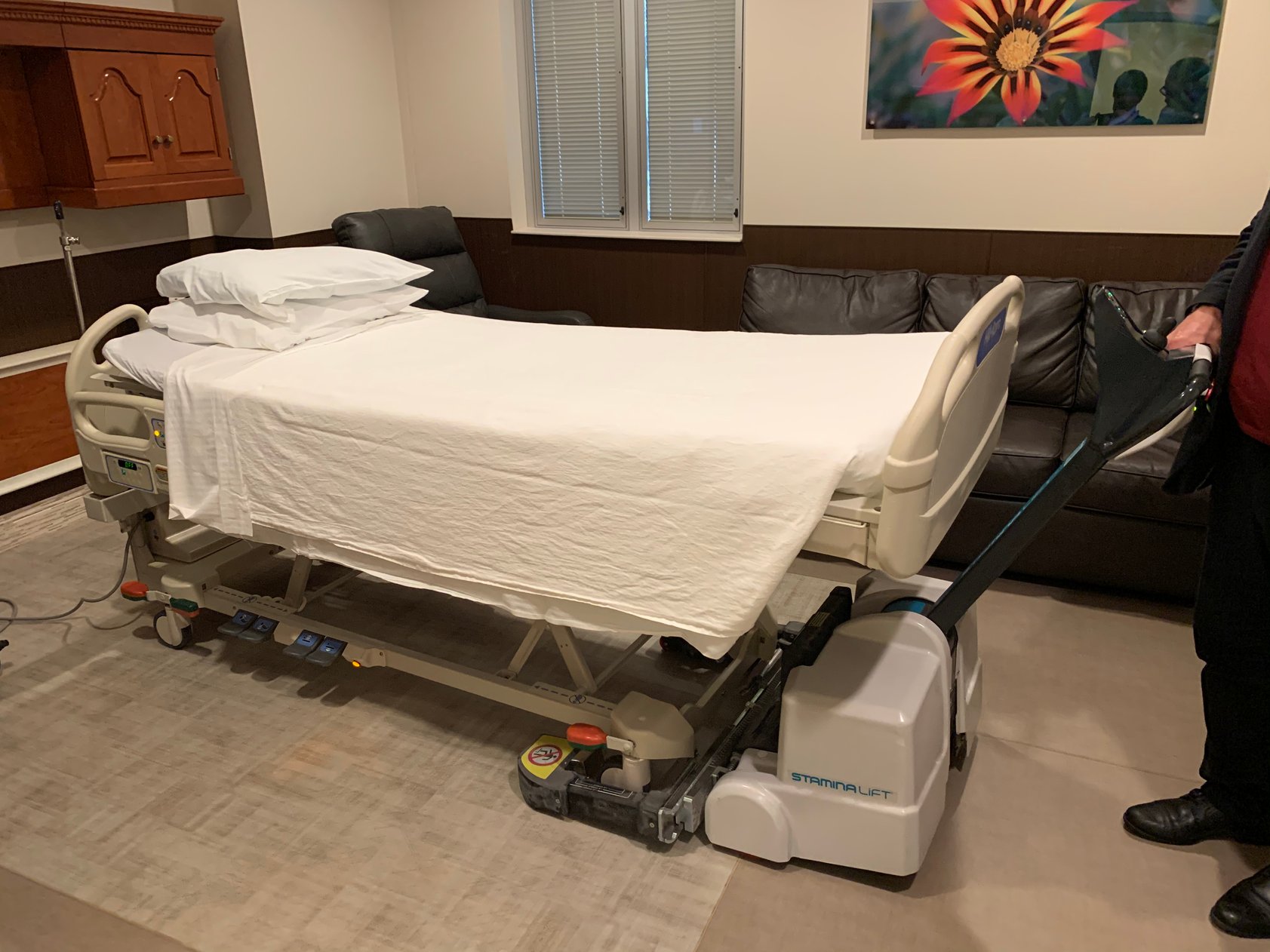 Averting Risk When Moving Beds in a Hospital